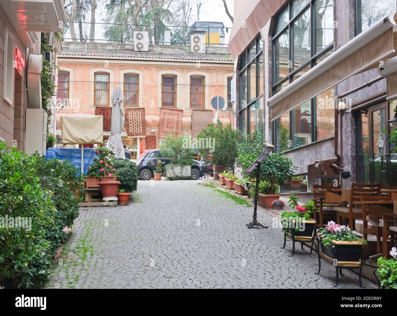 Street in Istanbul. Turkey Stock Photo - Alamy