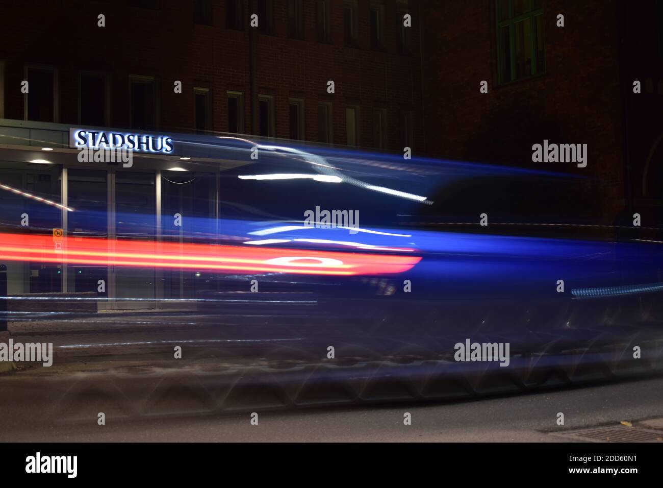 Cars in the night with an open shutter Stock Photo - Alamy