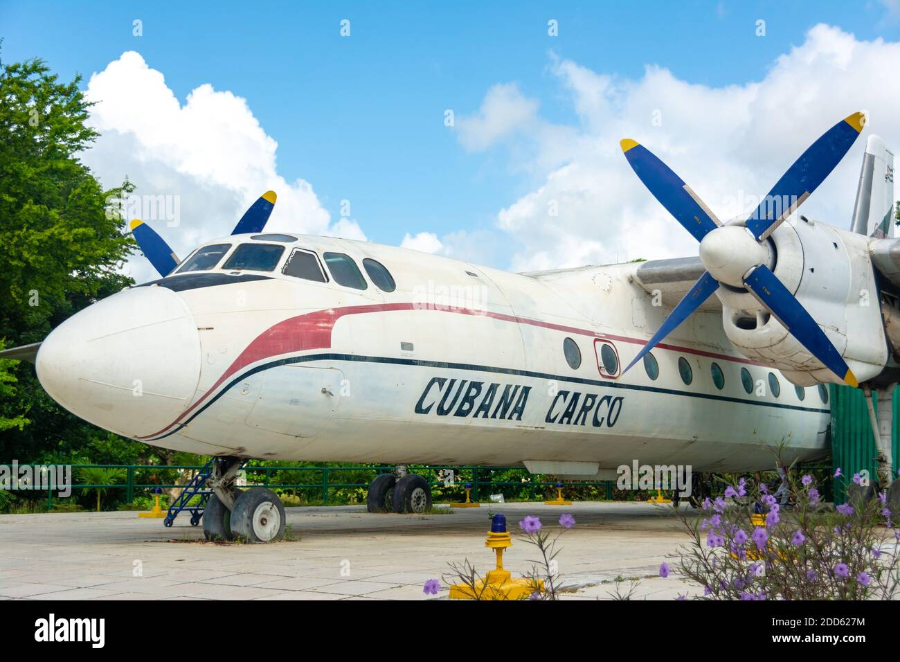 Cubana cargo plane aircraft airplane decoration, Sandino district ...