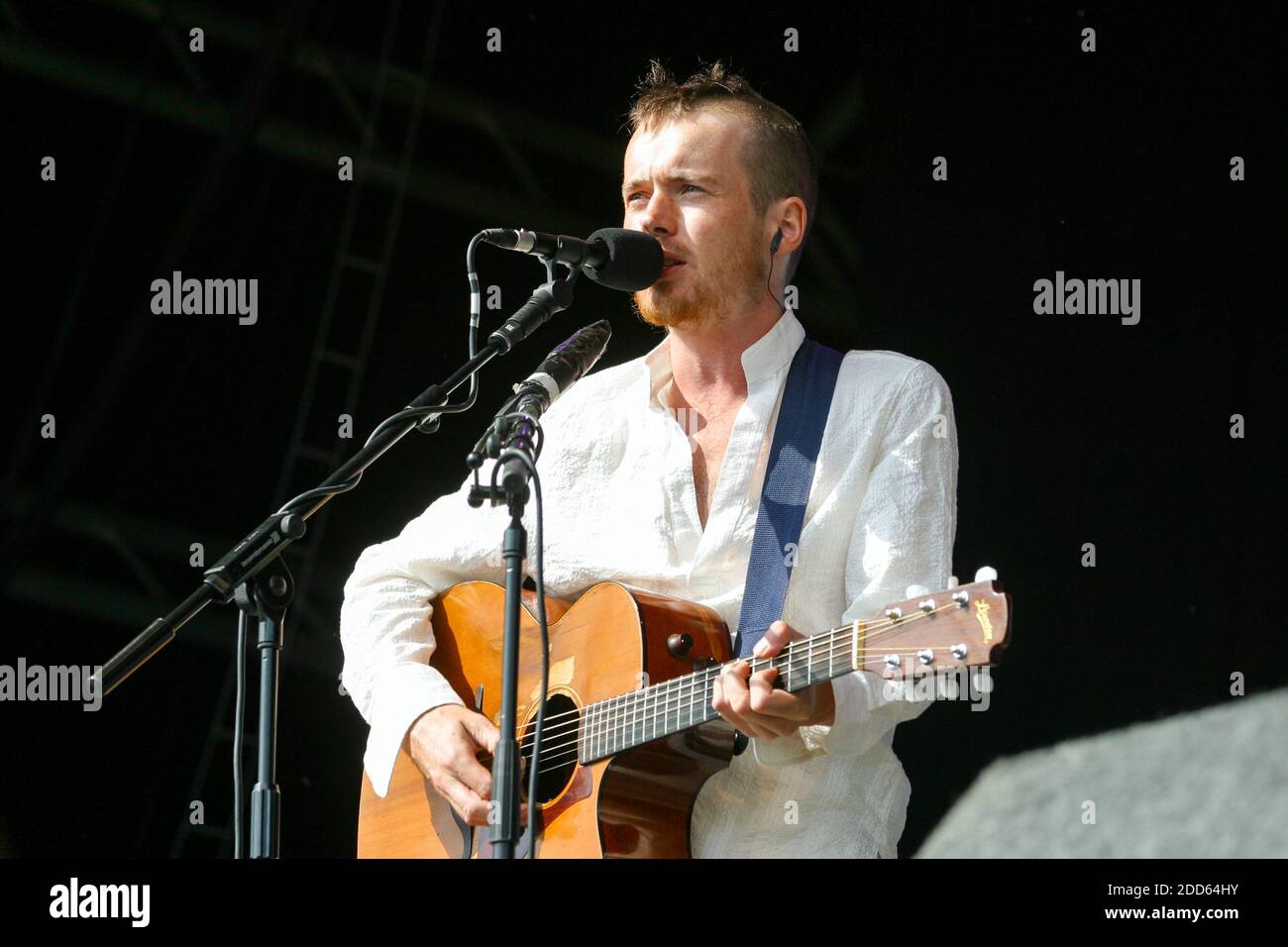 Damien rice band hi-res stock photography and images - Alamy
