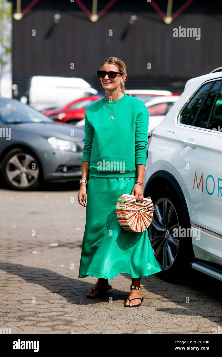 Street style, Karoline Dall arriving at Holzweiler spring summer 2019 ...