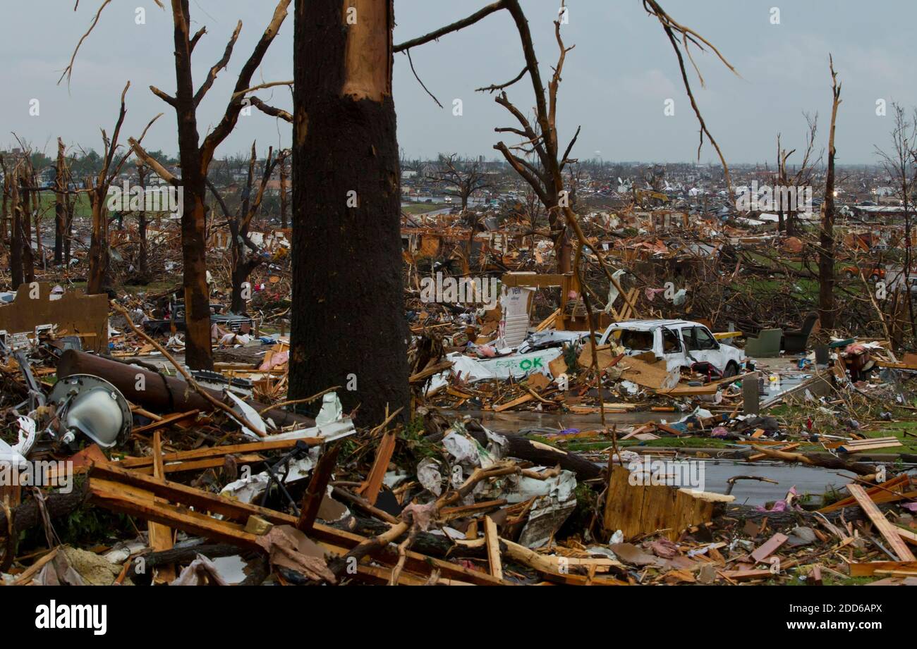Joplin tornado hi-res stock photography and images - Alamy
