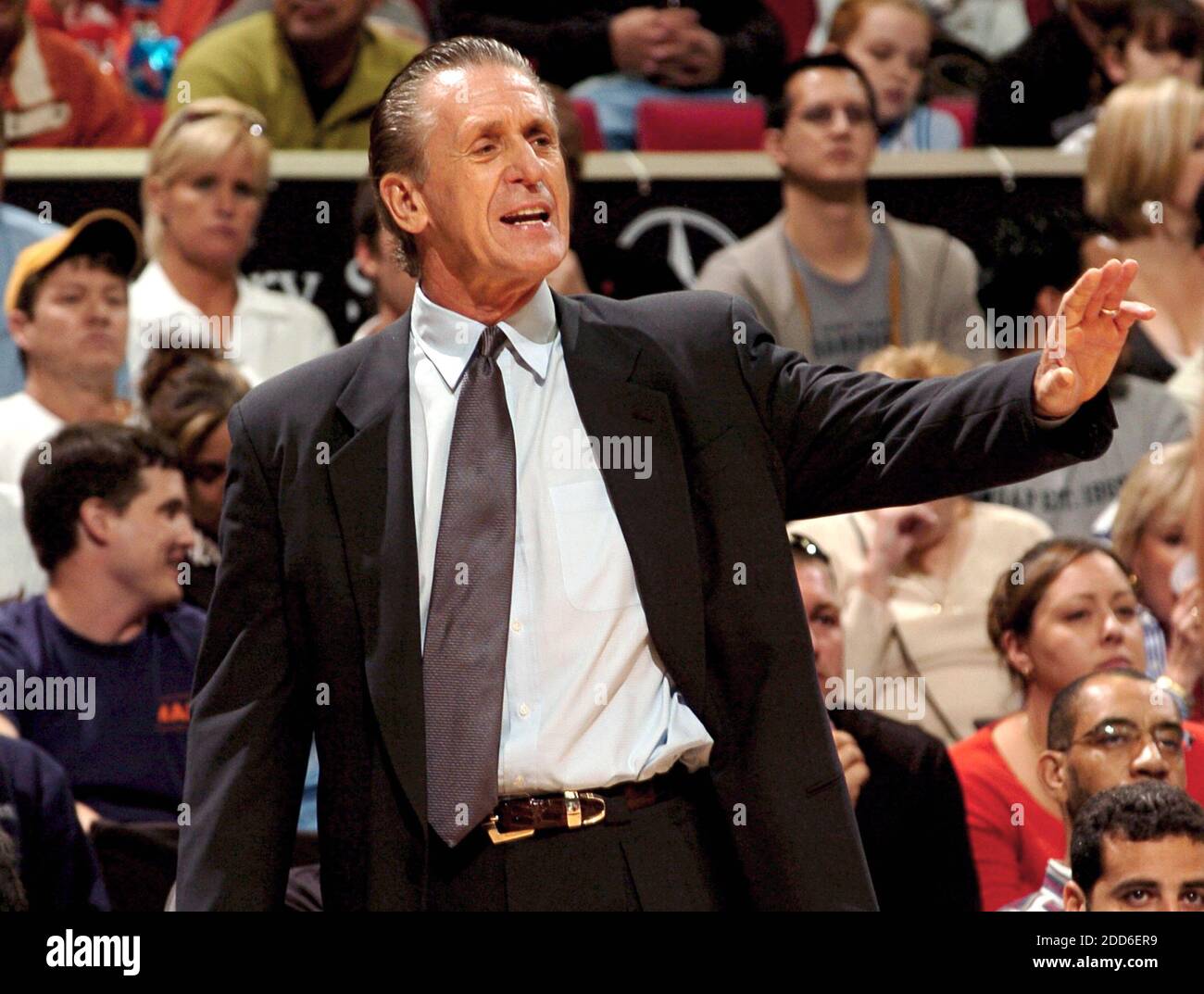 Pat riley hi-res stock photography and images - Alamy