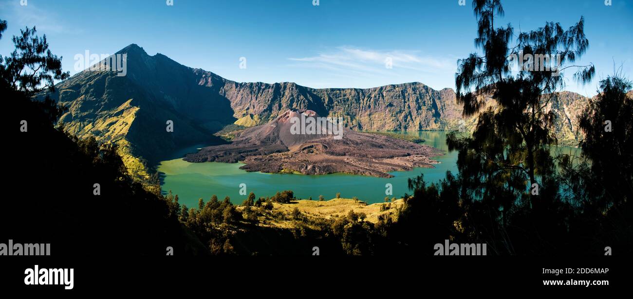 Panoramic Photo of Mount Rinjani on Lombok, the Second Highest Volcano ...