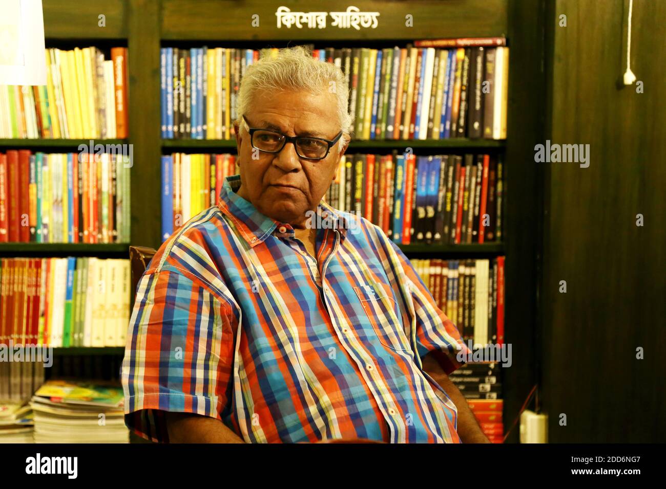 Prominent Writer Of Bengali Literature Samaresh Majumdar, 51% OFF