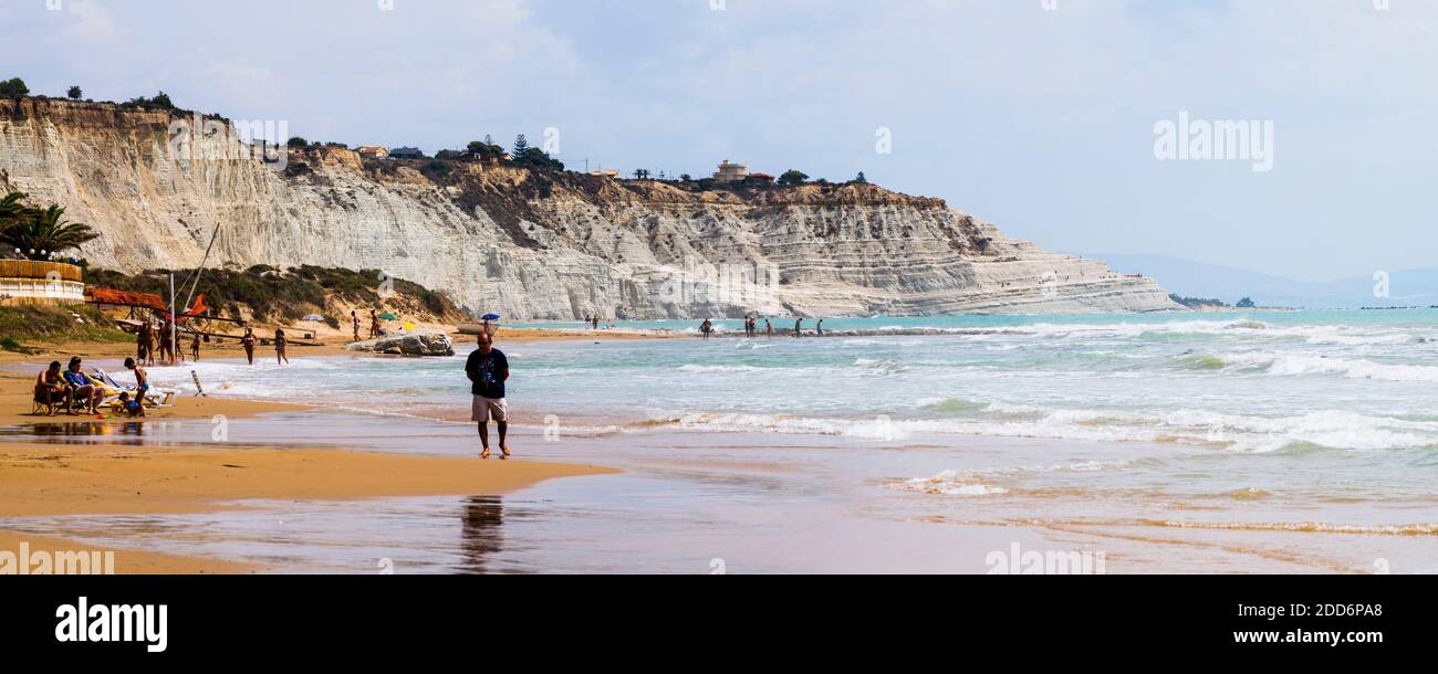 Agrigento beaches hi-res stock photography and images - Alamy