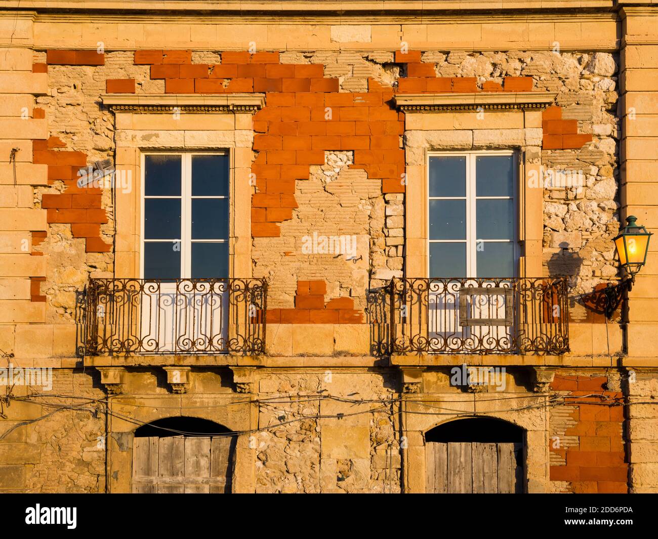 Windows in Ortigia (Ortygia), Syracuse (Siracusa), UNESCO World ...