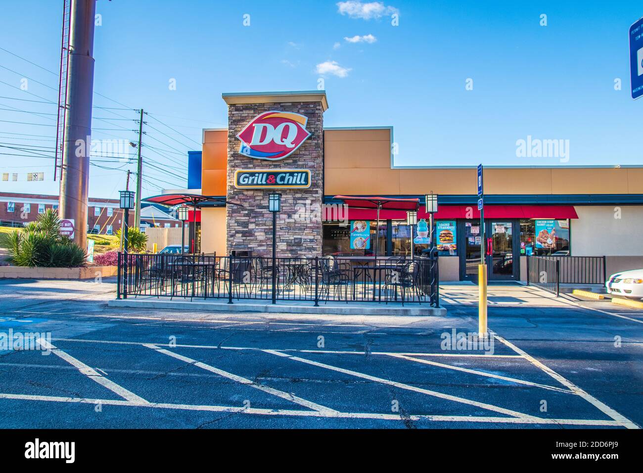 Dairy queen cone hi-res stock photography and images - Alamy