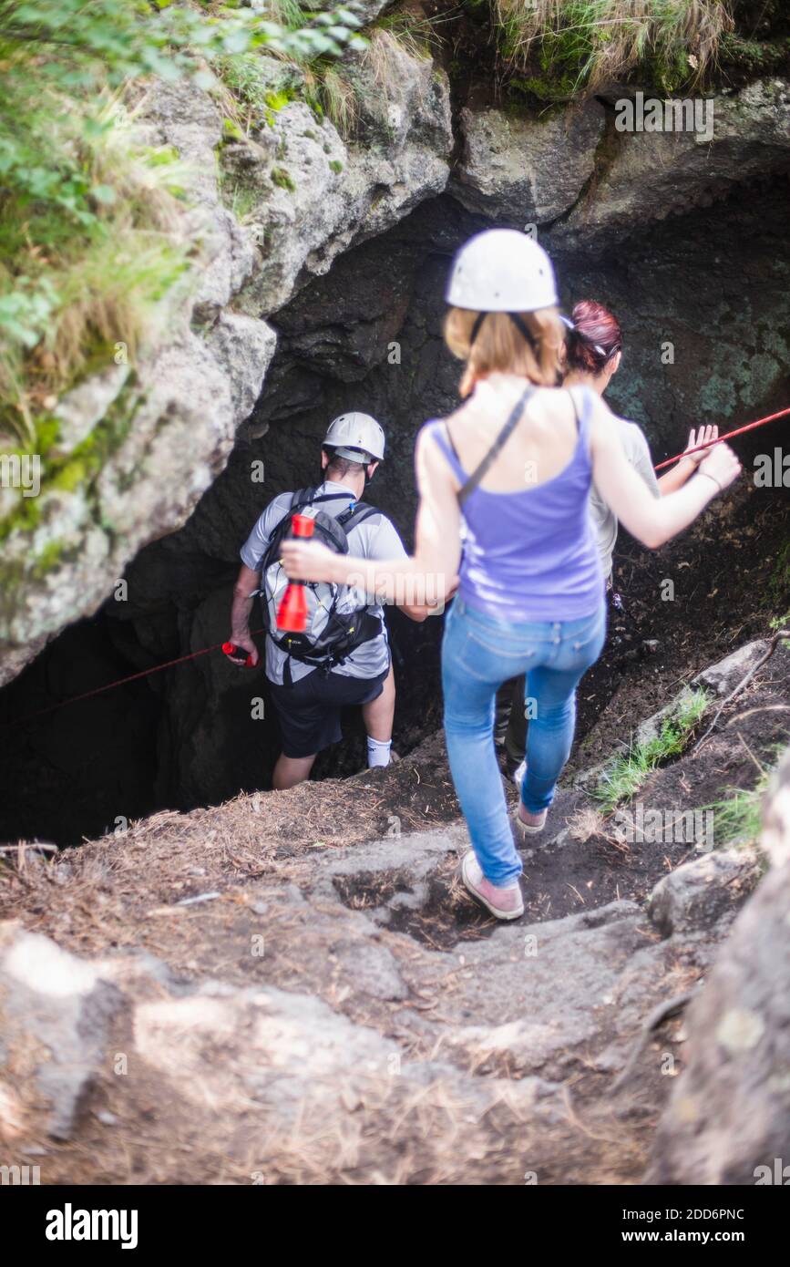 Woman caving spelunking cave hi-res stock photography and images - Alamy