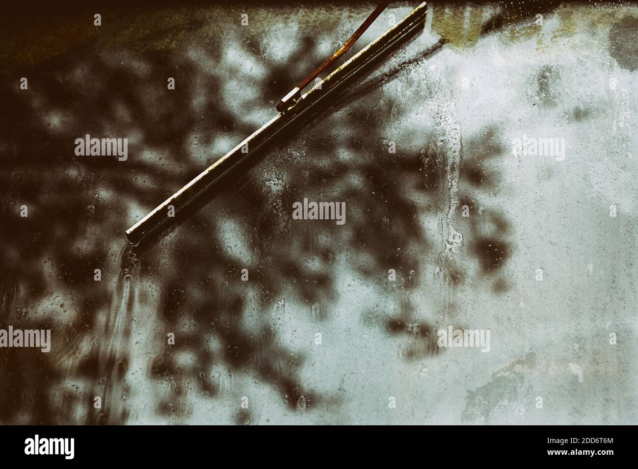 Rain soaked windshield hi-res stock photography and images - Alamy
