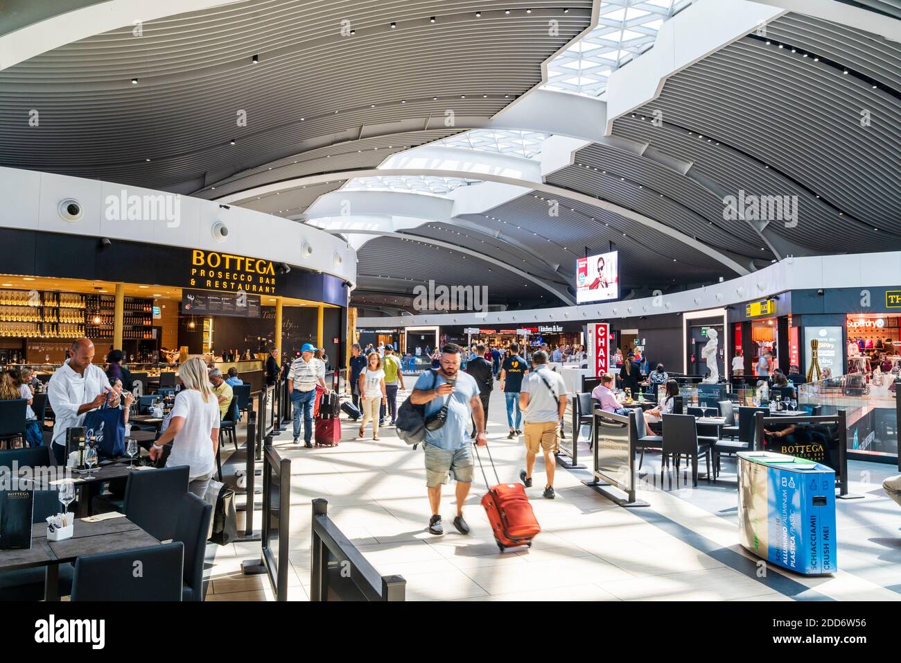 Interior of the E2nd floor of the departure area of Leonardo da Vinci - Fiumicino Rome airport ...