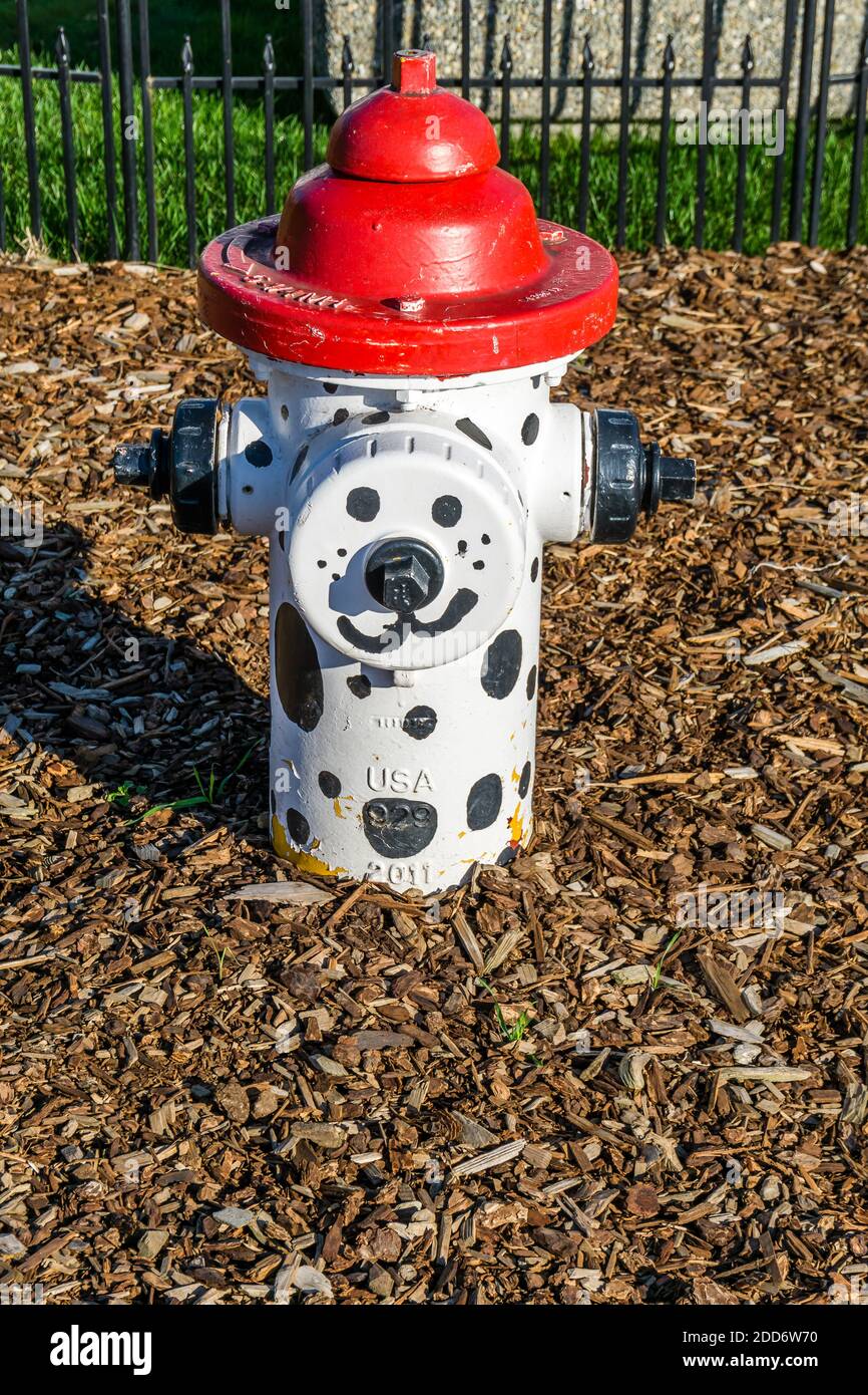 Decorative hydrant hi-res stock photography and images - Alamy