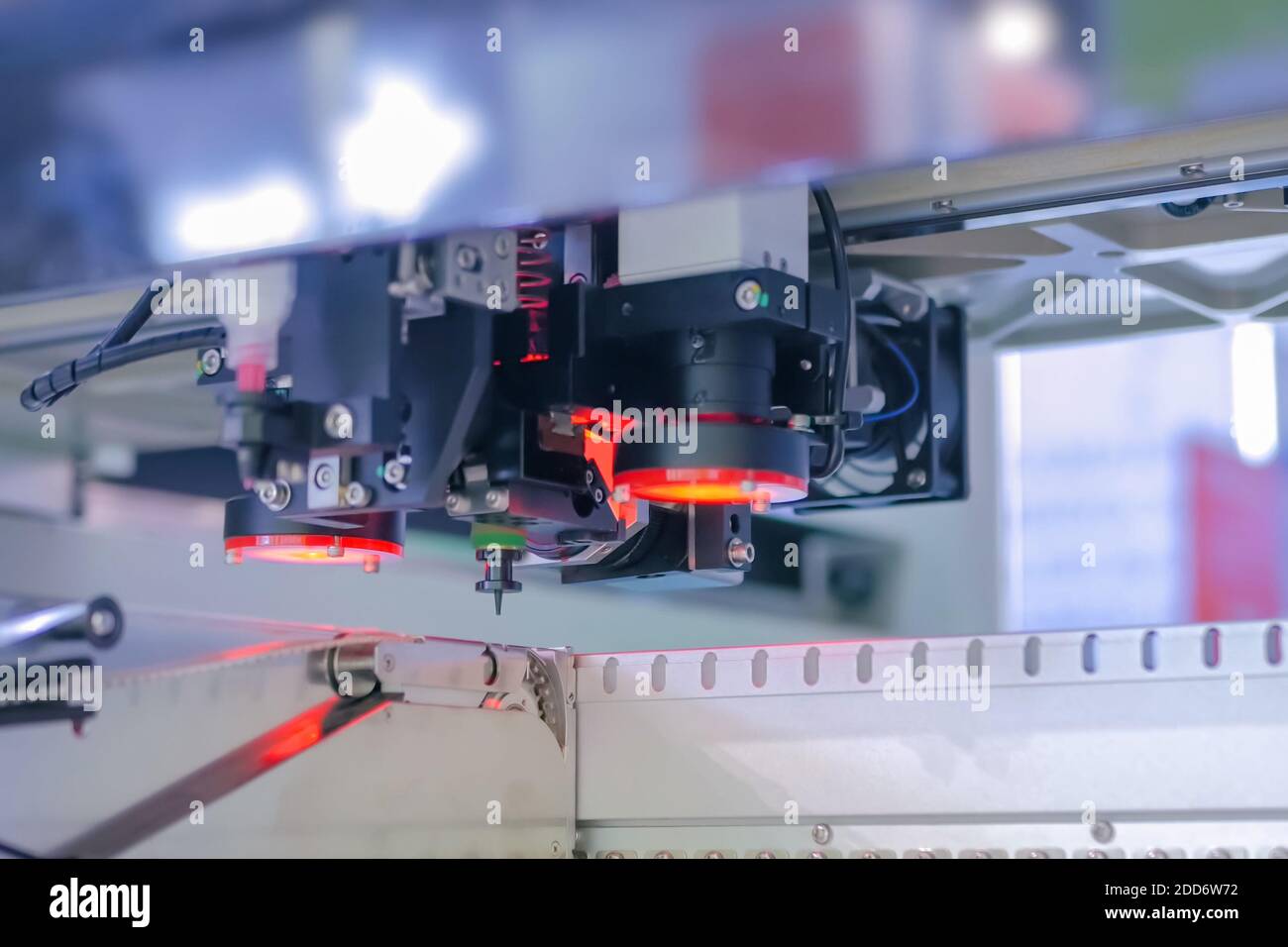 Automatic SMD pick and place machine assembling computer printed ...