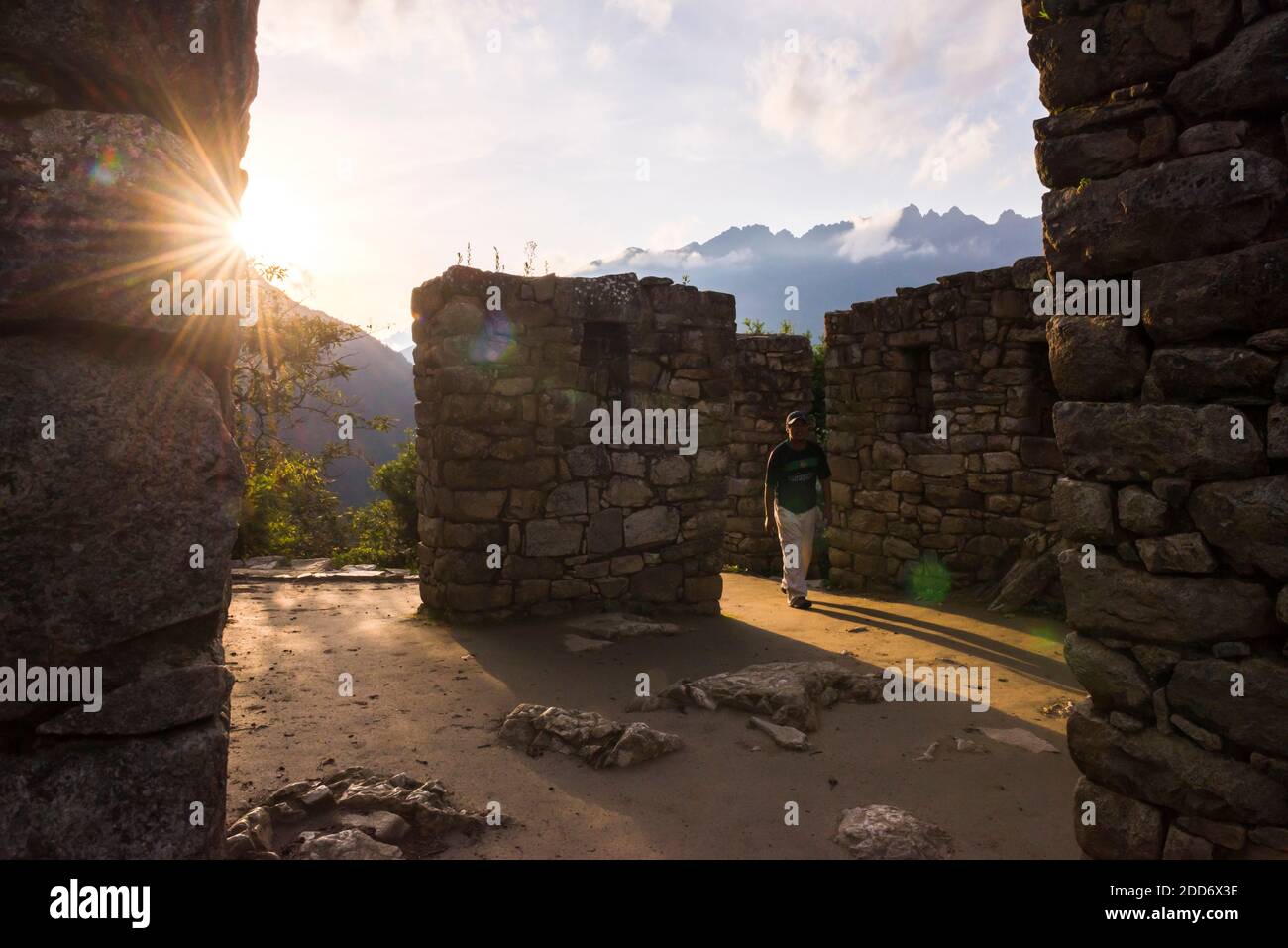 Machu picchu inti punku sun gate hi-res stock photography and images ...