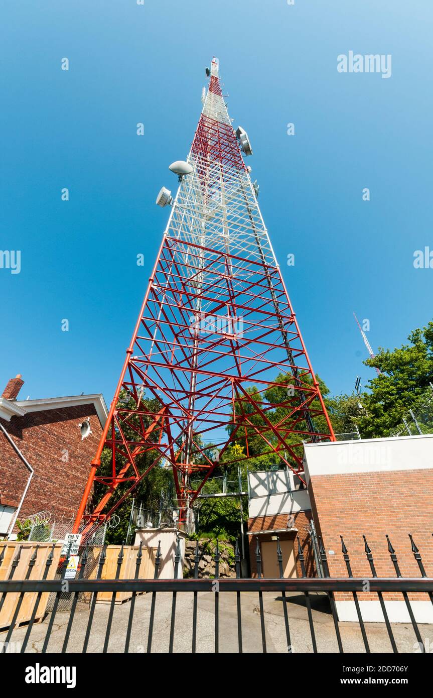 Queen anne hill tv towers hi-res stock photography and images - Alamy