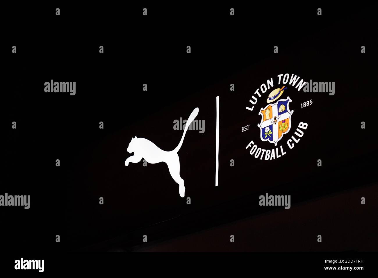 Luton town club crest hi-res stock photography and images - Alamy