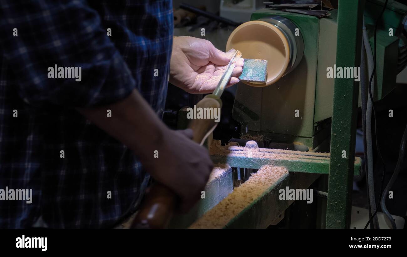 Shaping light hi-res stock photography and images - Alamy