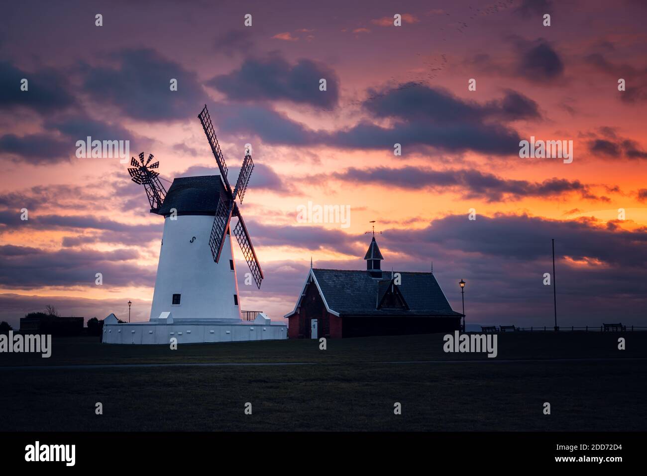 Lytham windmill england uk hi-res stock photography and images - Alamy