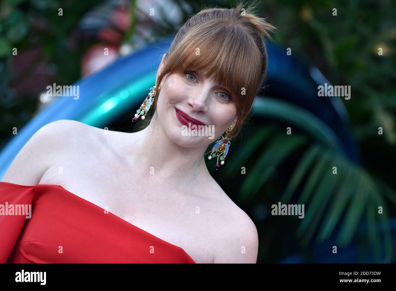 Bryce Dallas Howard attends the premiere of Universal Pictures and ...