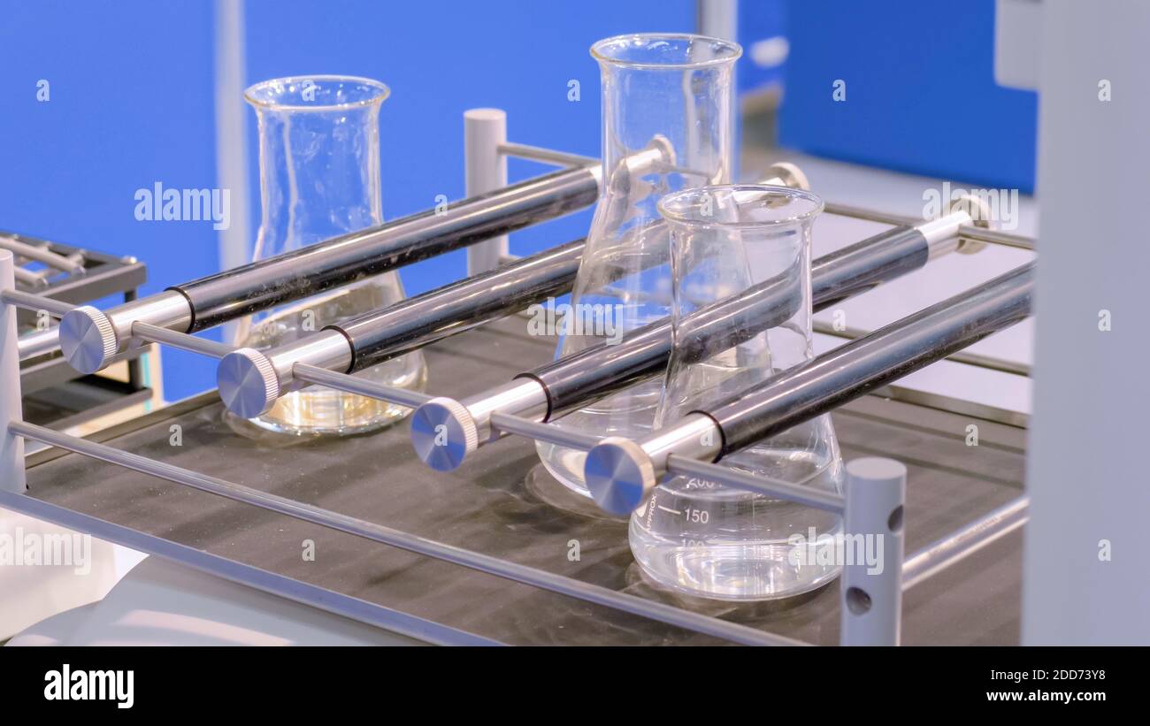 Orbital shaker for mixing, shaking, blending biological samples in ...