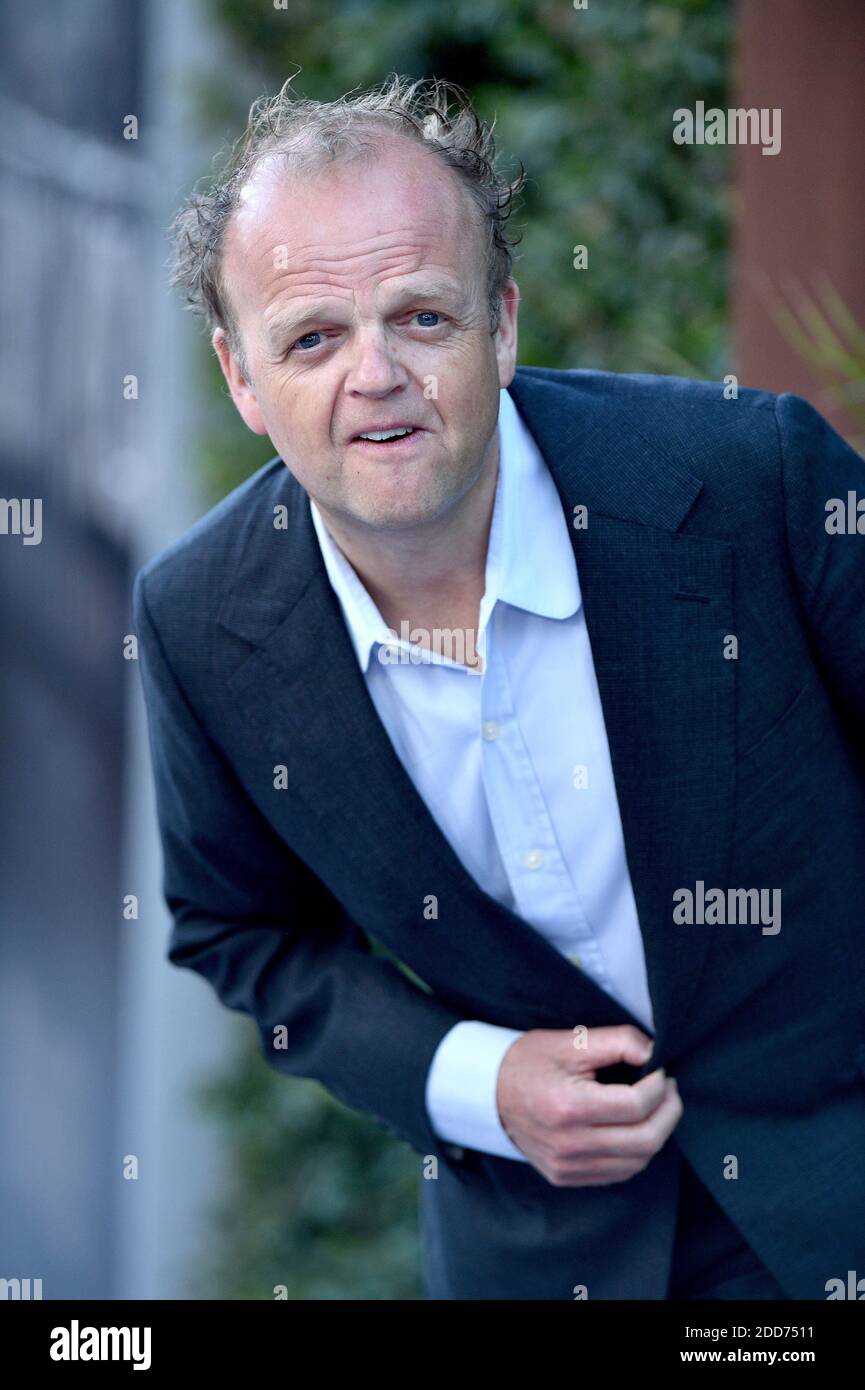Toby Jones attends the premiere of Universal Pictures and Amblin ...