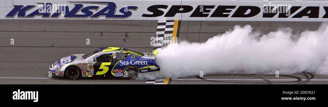 Kyle busch 2007 hi-res stock photography and images - Alamy