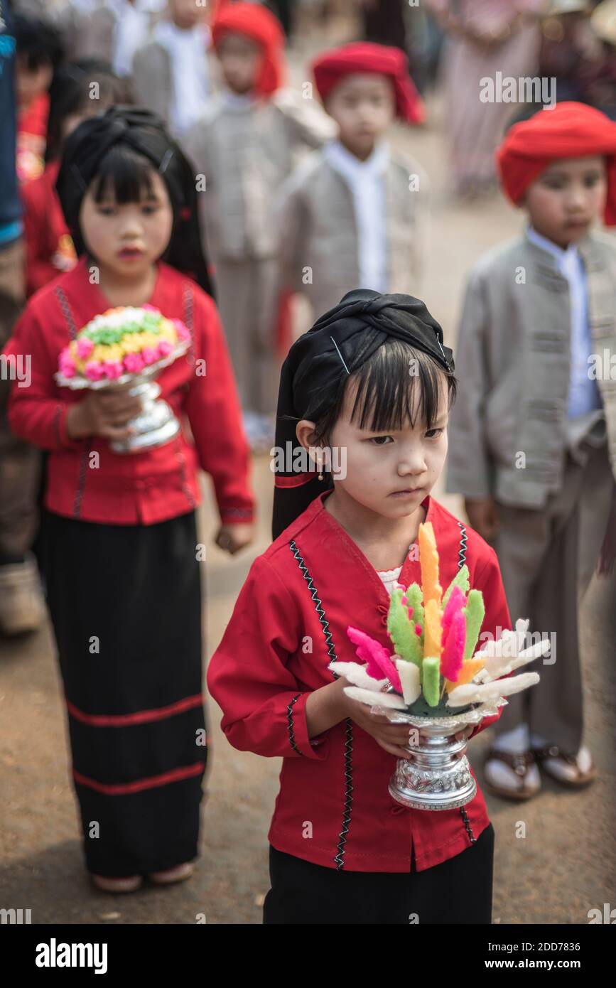 Pindaya Cave Festival, Pindaya, Shan State, Myanmar (Burma Stock Photo ...
