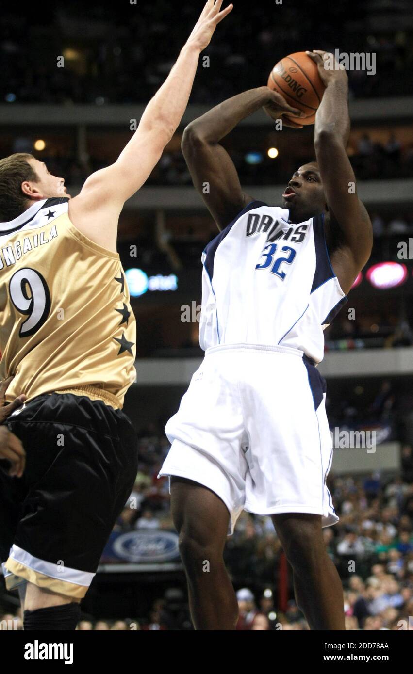 NO FILM, NO VIDEO, NO TV, NO DOCUMENTARY - Dallas Mavericks Brandon ...