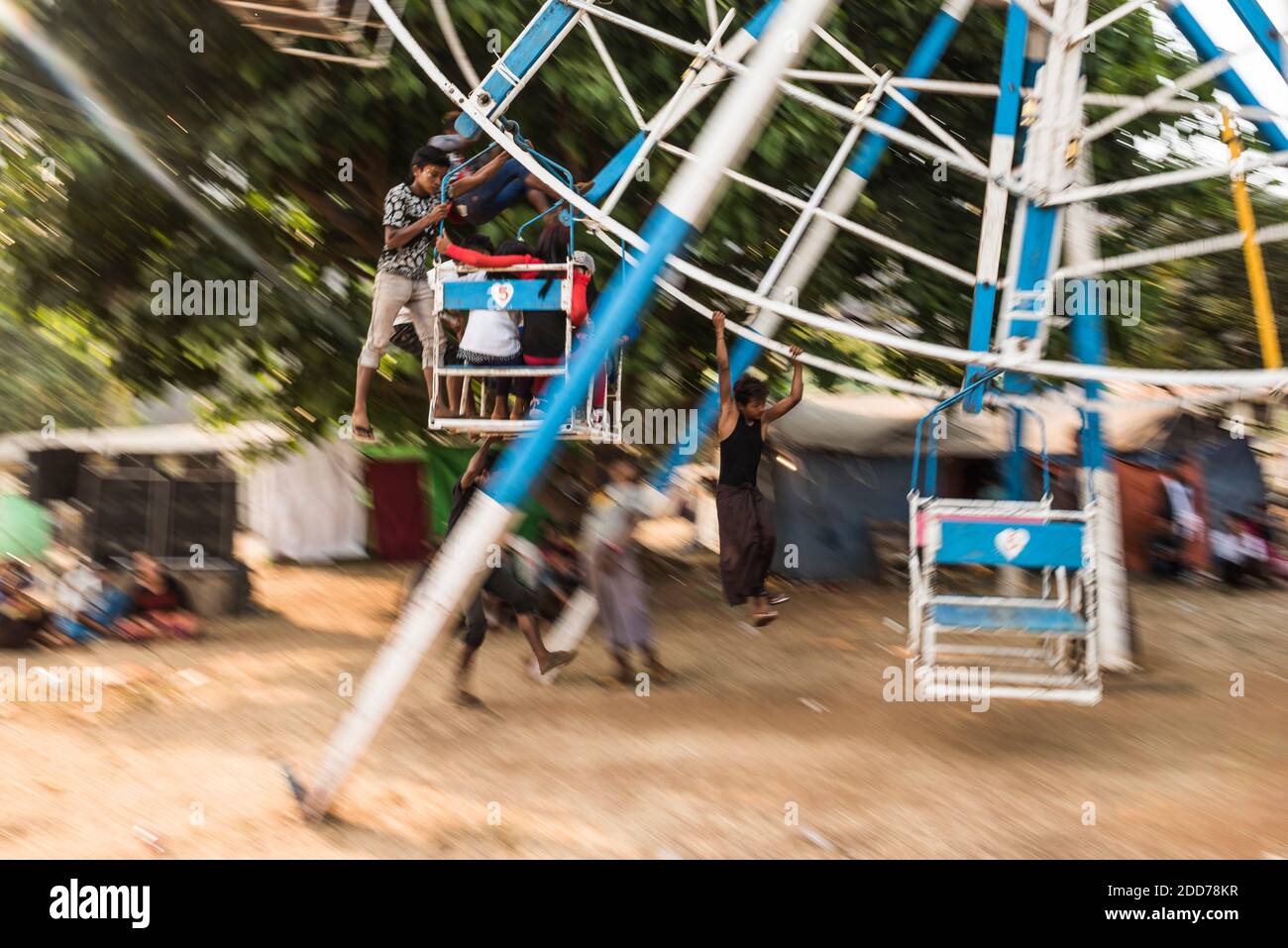 Human powered ferris wheel hi-res stock photography and images - Alamy