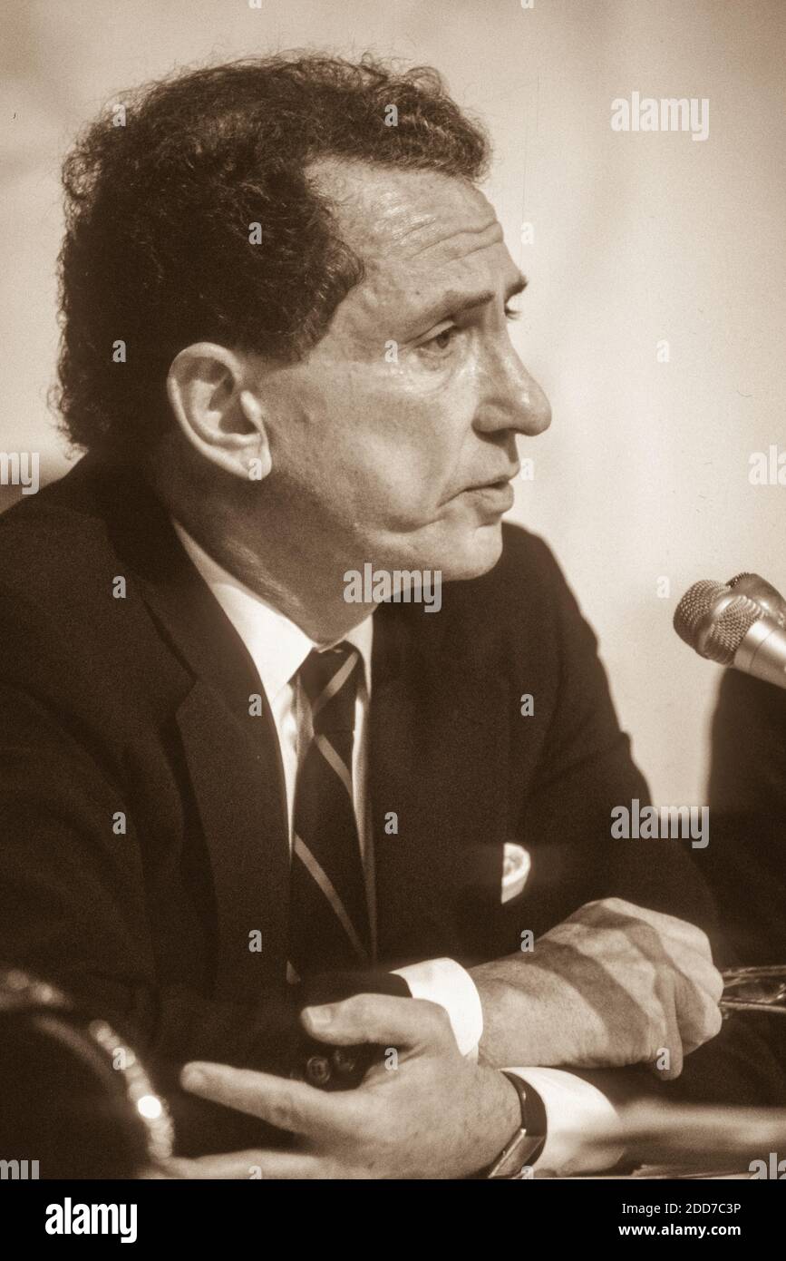 WASHINGTON, DC, USA, OCTOBER 11, 1991: U.S. Senator Arlen Specter (R-PA ...