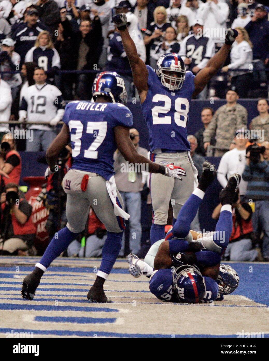 New york giants r w mcquarters hi-res stock photography and images - Alamy