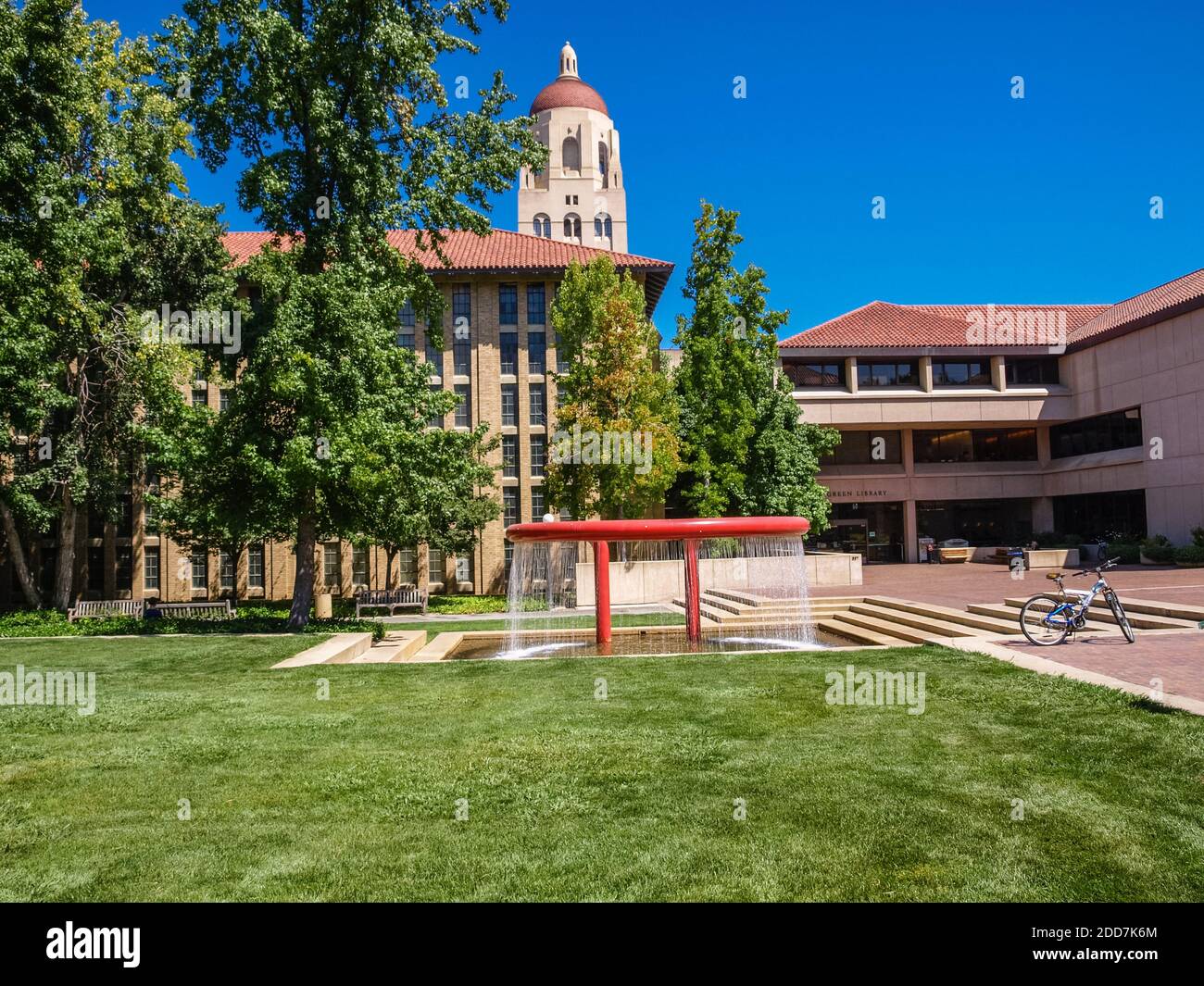 Fountains before the main university building, Stanford University ...