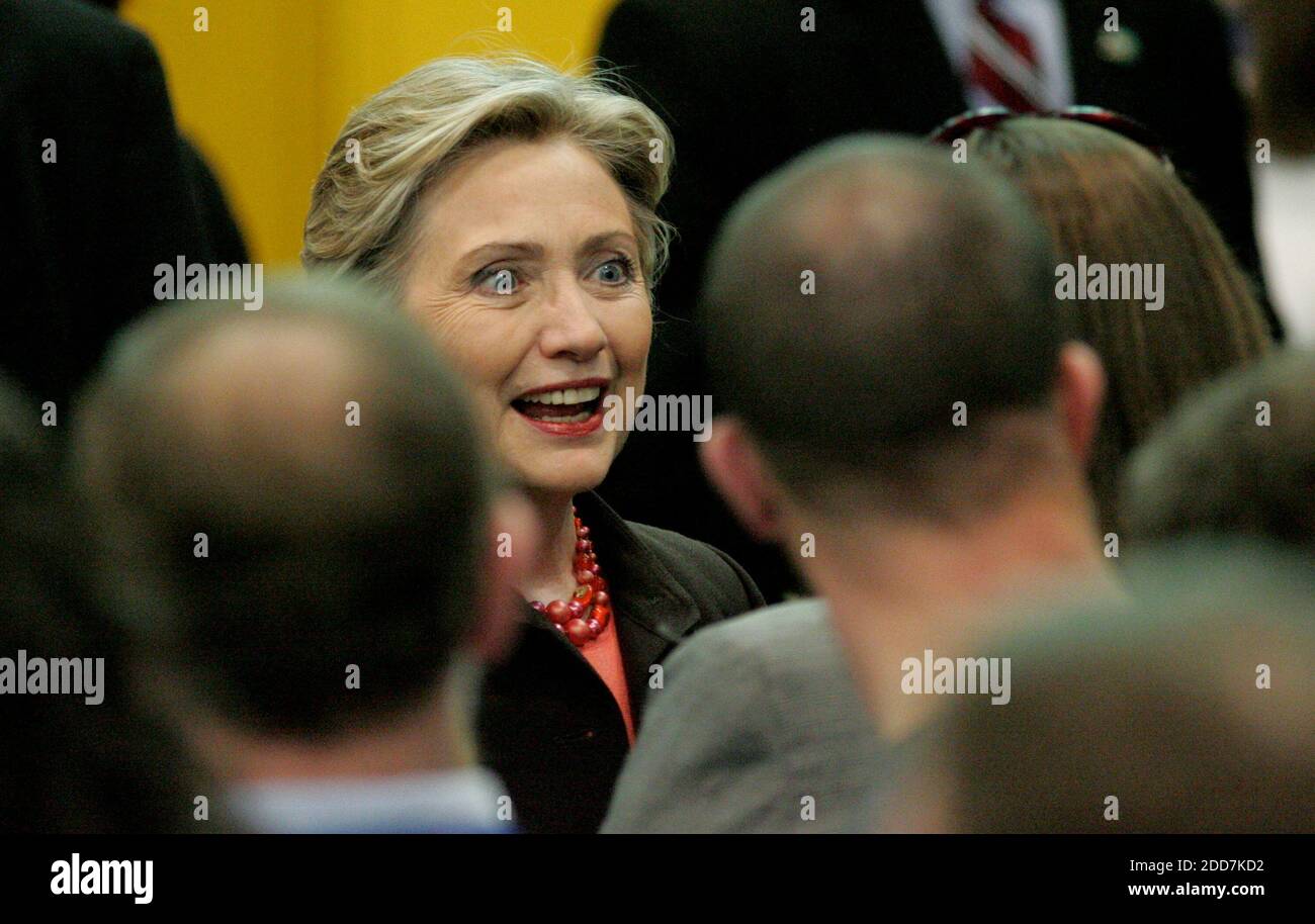 Akron beacon journal hi-res stock photography and images - Alamy