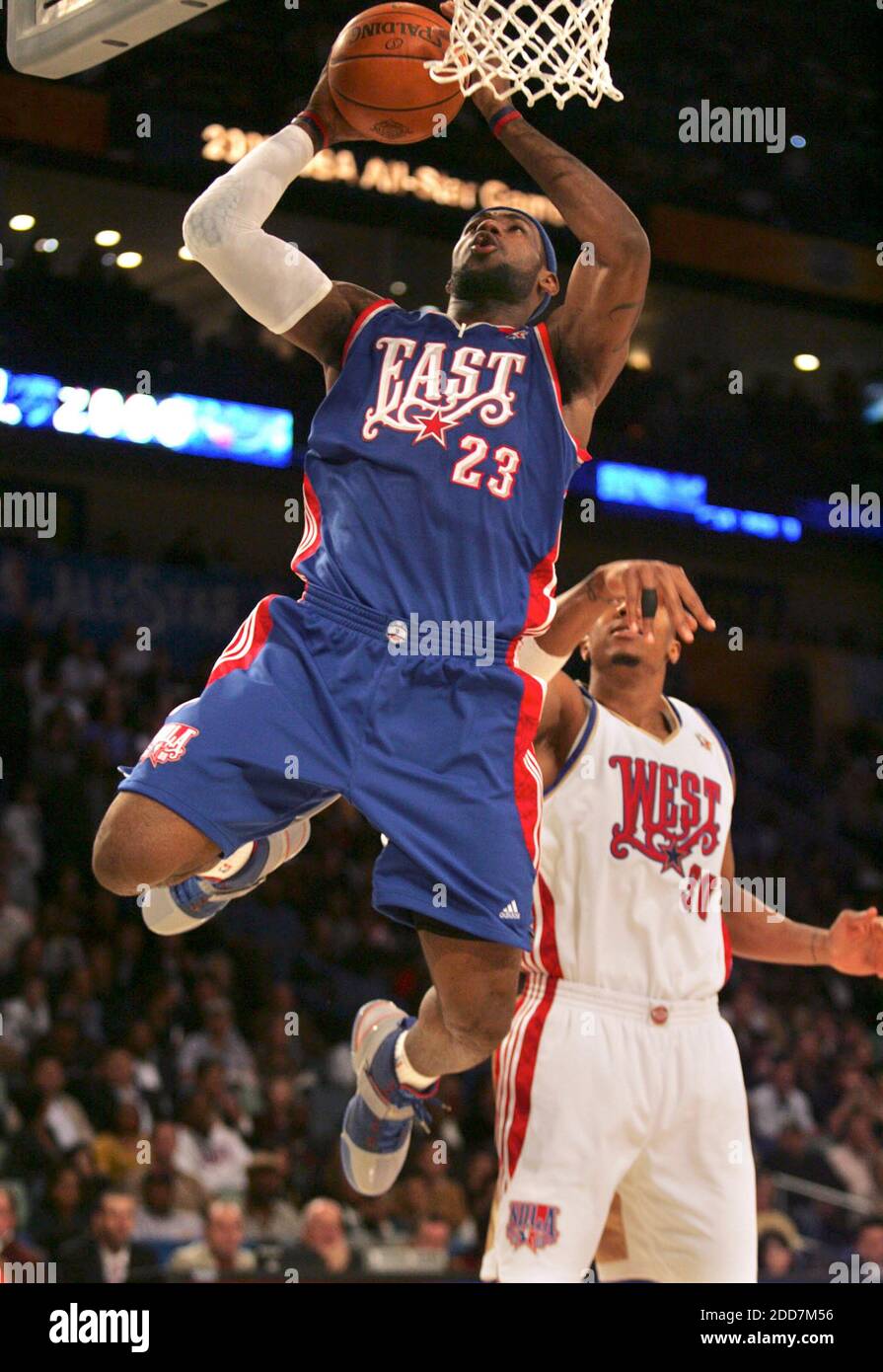 NO FILM, NO VIDEO, NO TV, NO DOCUMENTARY - East All-Star LeBron James ...