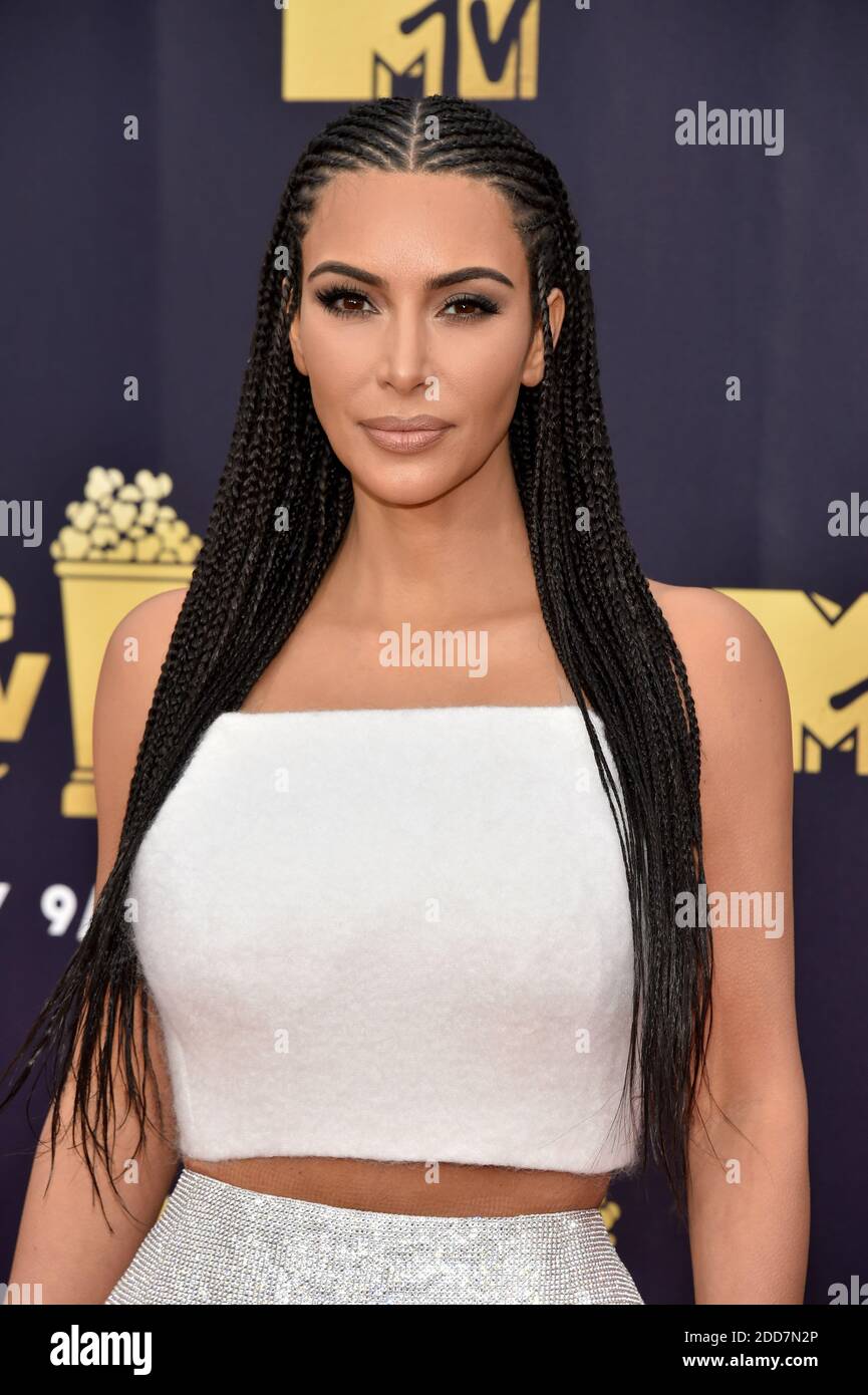 Kim Kardashian attends the 2018 MTV Movie And TV Awards at Barker ...
