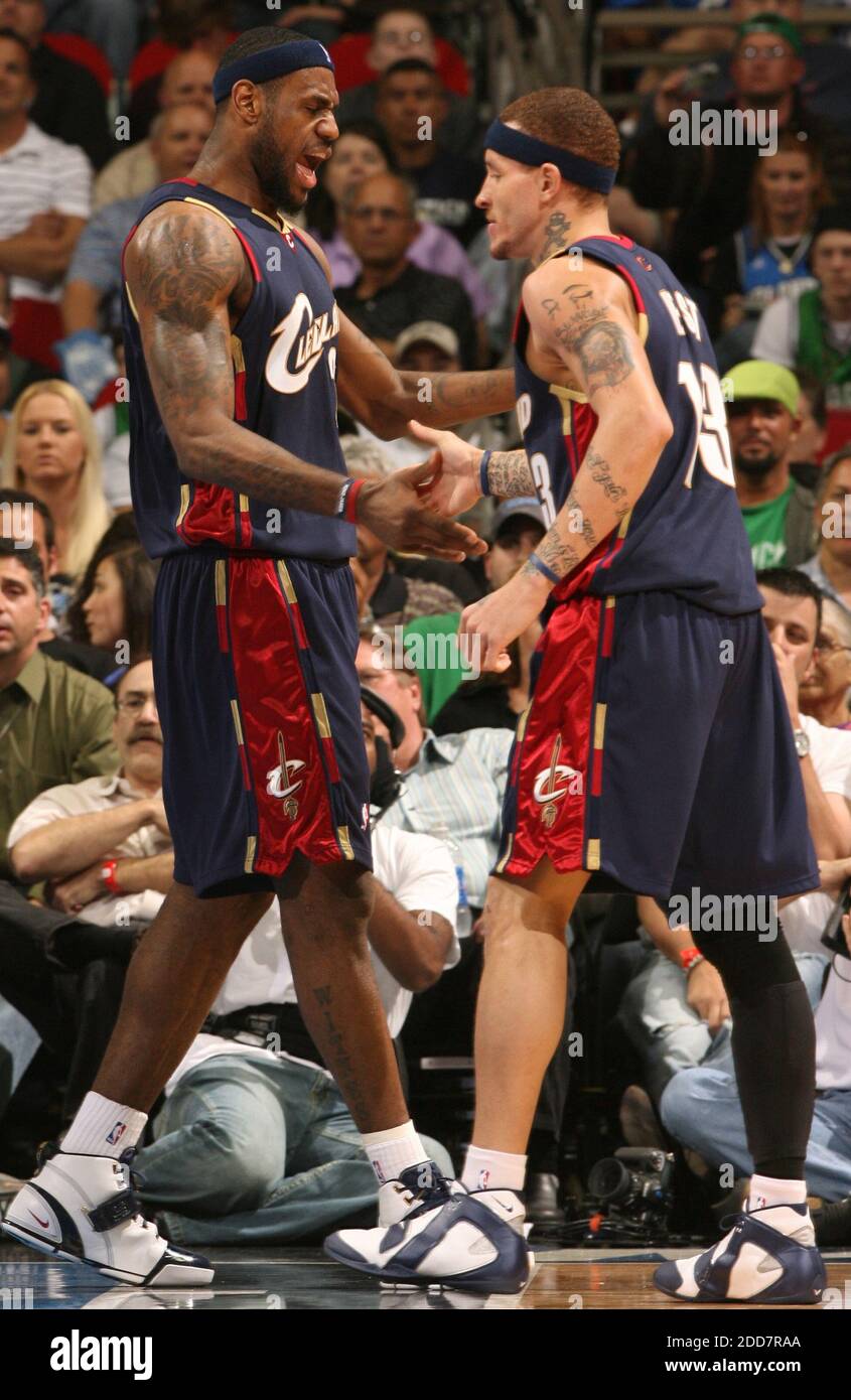 Lebron James Delonte West