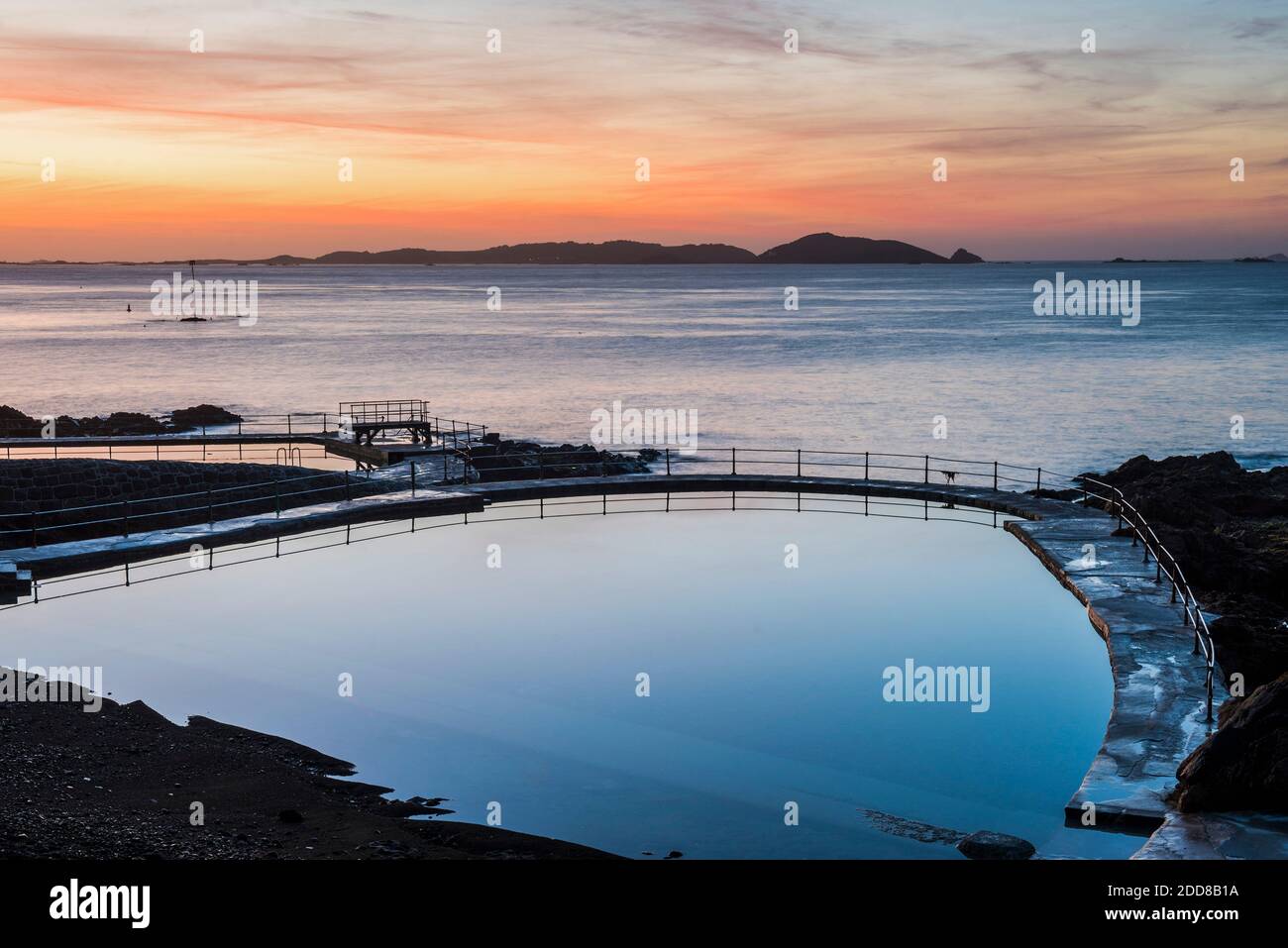 Bathing pools guernsey hi-res stock photography and images - Alamy
