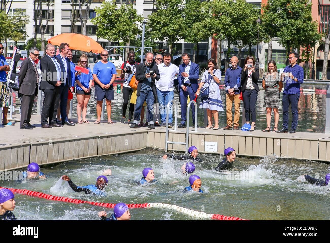 Anne Hidalgo, Mayor of Paris, opened the second season of swimming in ...