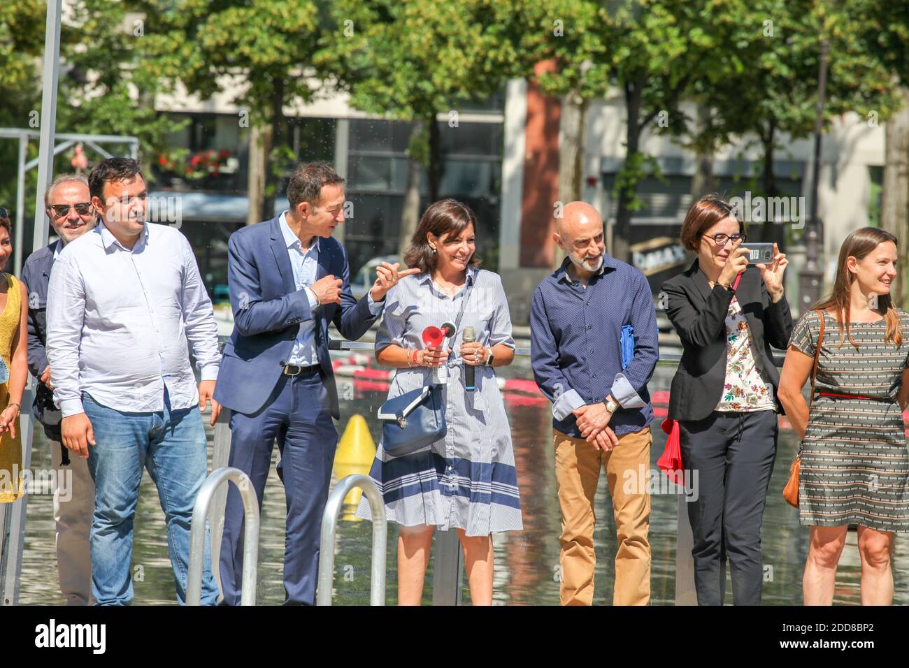 Anne Hidalgo, Mayor of Paris, opened the second season of swimming in ...