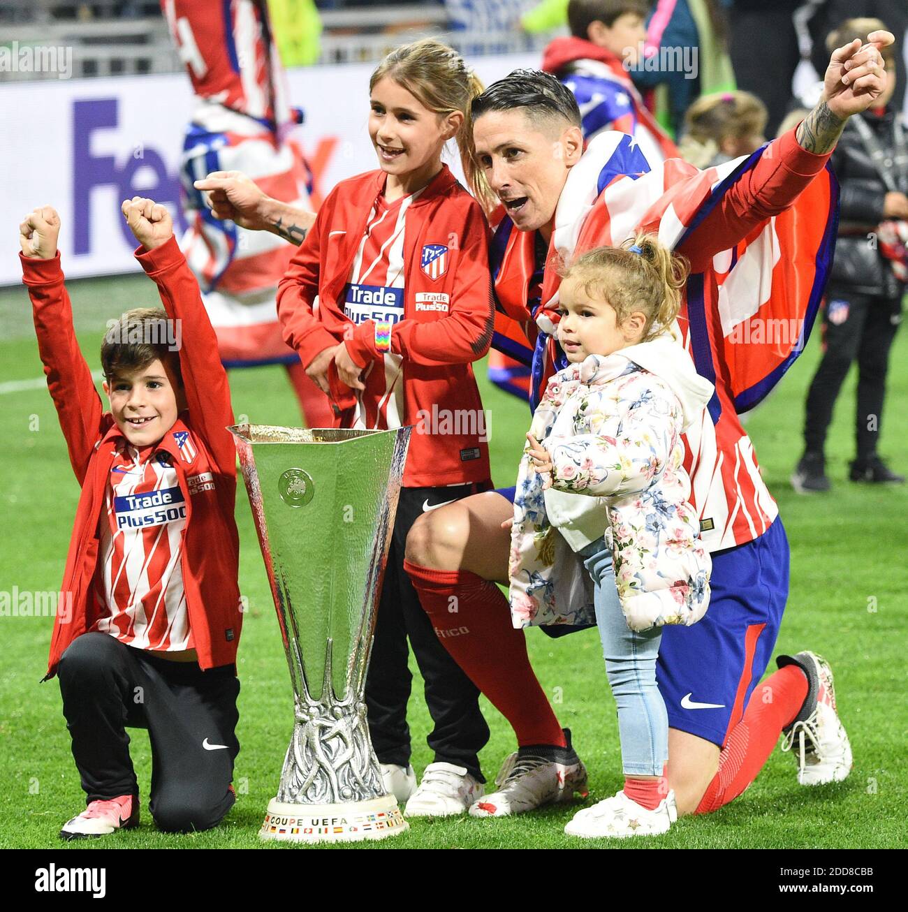 Atletico Madrid's Fernando Torres celebrate with family after the UEFA ...
