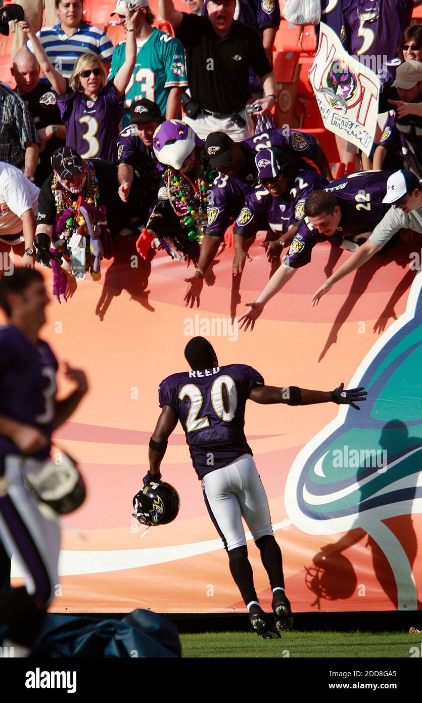 NO FILM, NO VIDEO, NO TV, NO DOCUMENTARY - Baltimore Ravens' Ed Reed ...