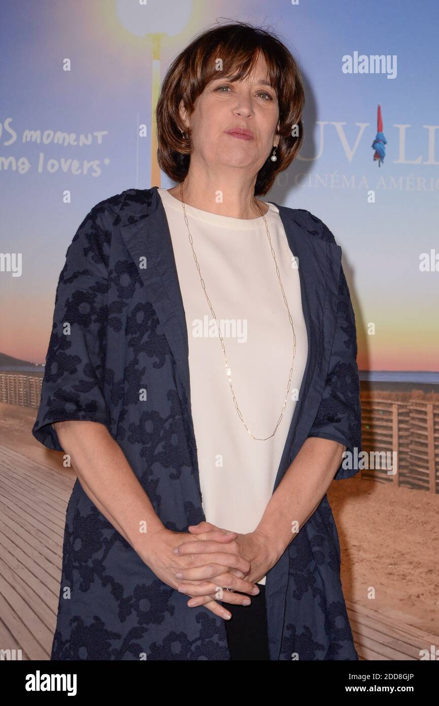 Betsy West attending a photocall for the movie RBG - Ruth Bader ...
