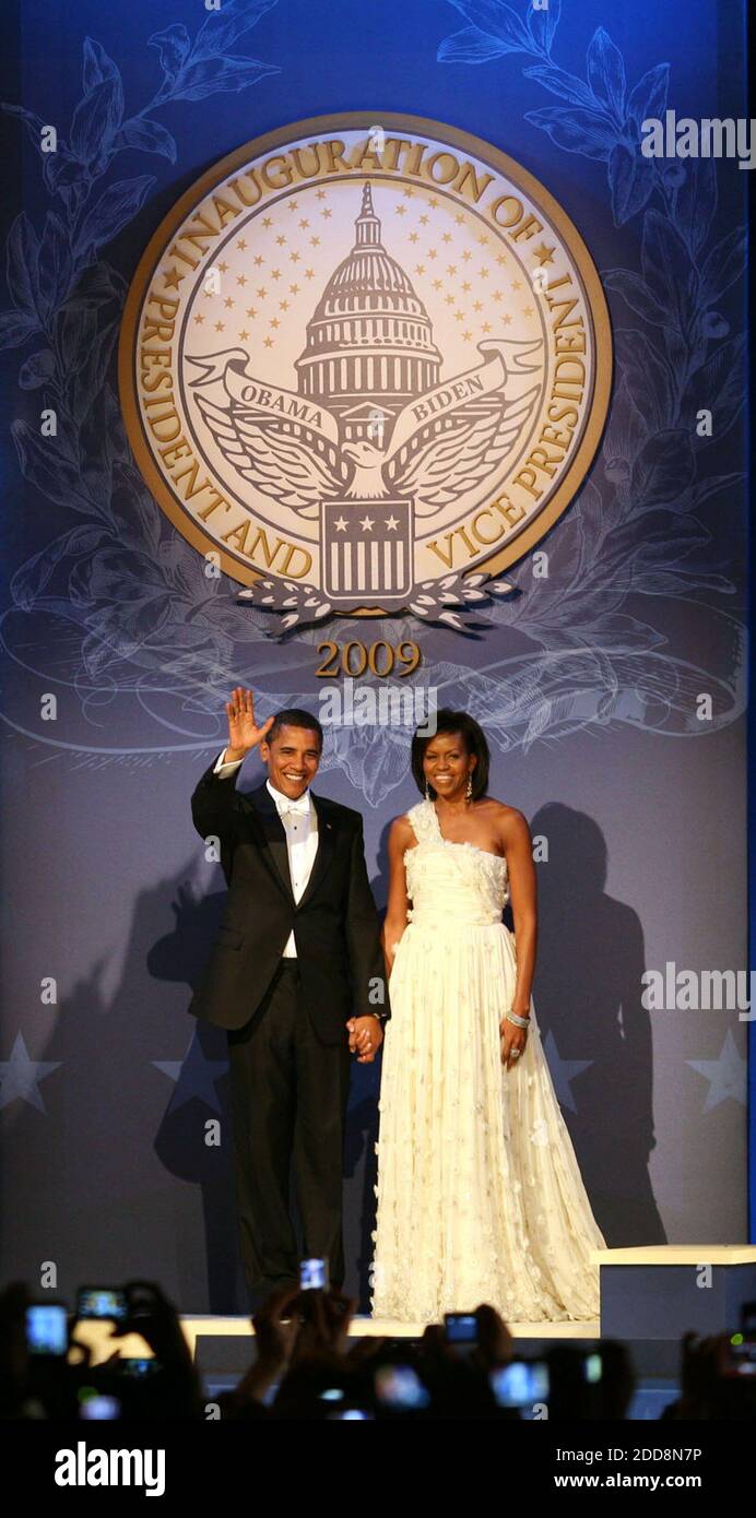 NO FILM, NO VIDEO, NO TV, NO DOCUMENTARY - President Barack Obama and ...