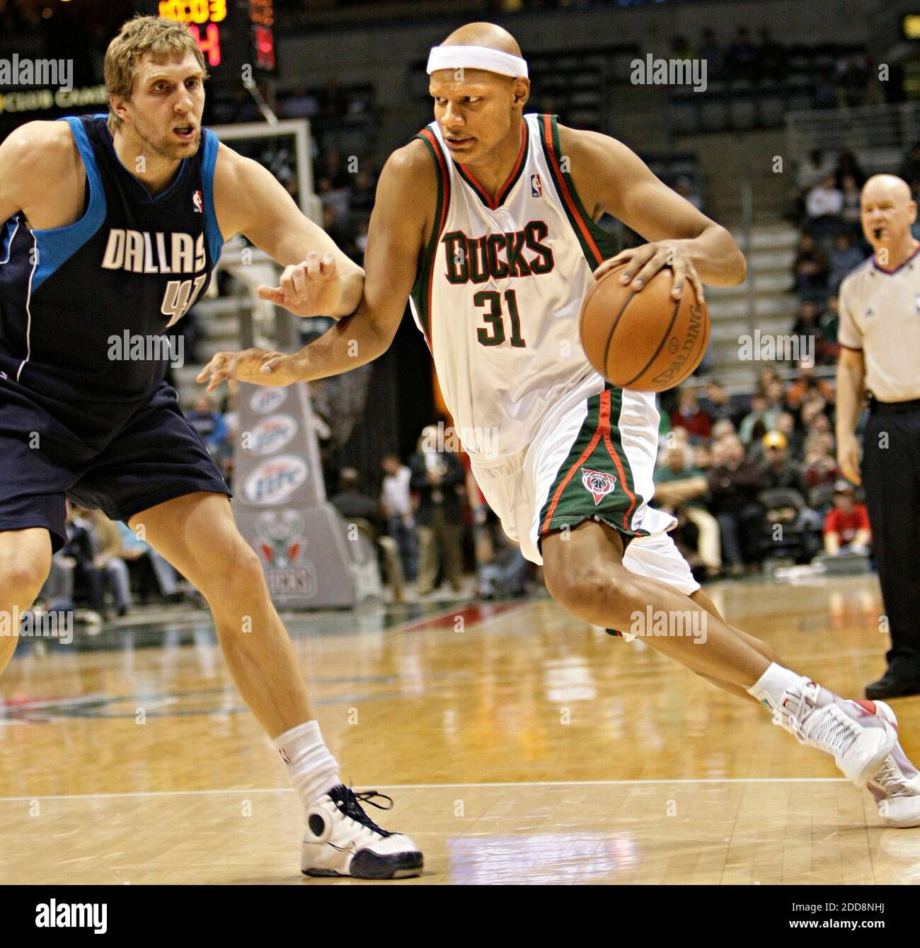 Charlie villanueva hi-res stock photography and images - Alamy