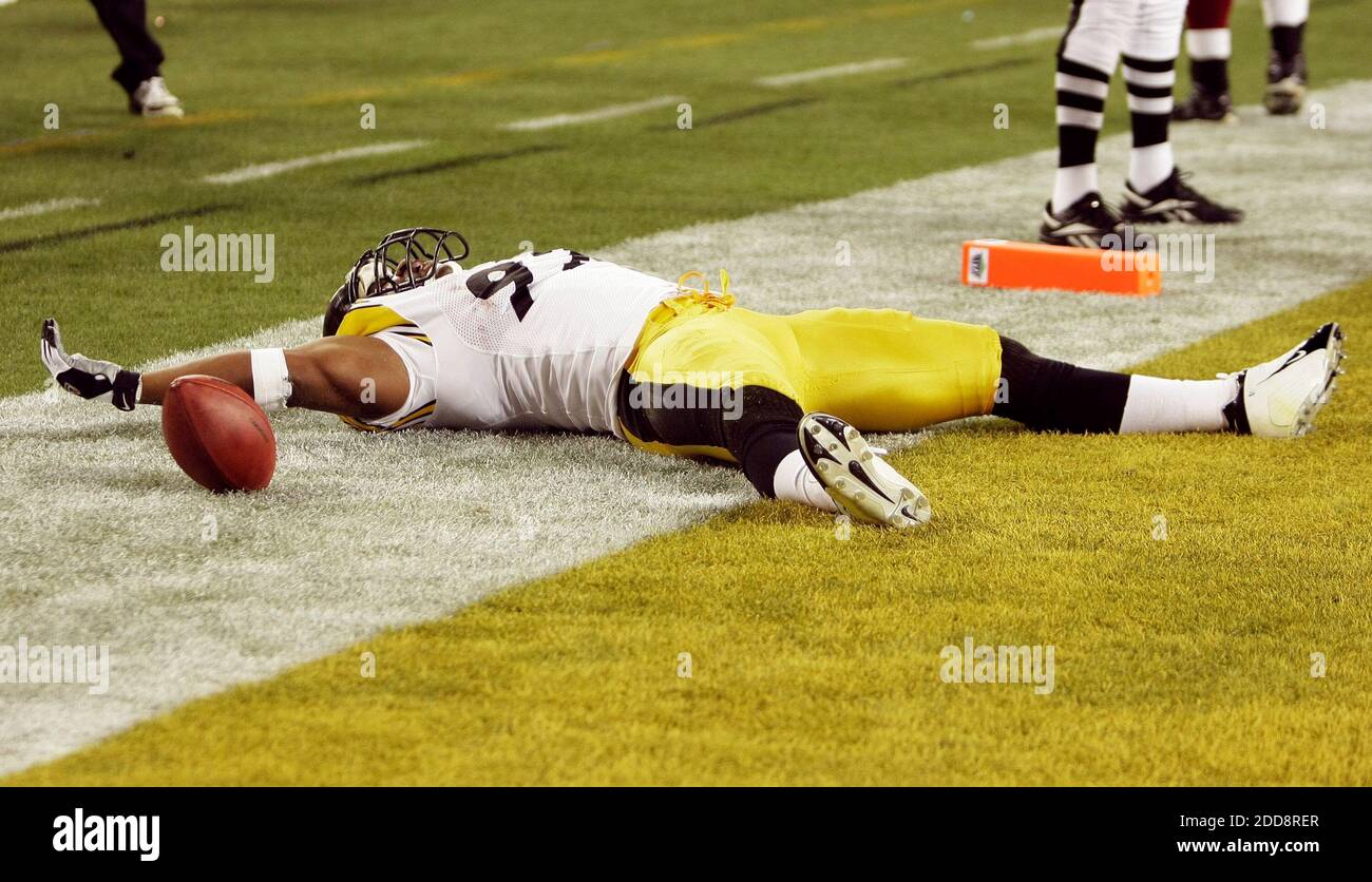 James harrison interception hi-res stock photography and images - Alamy