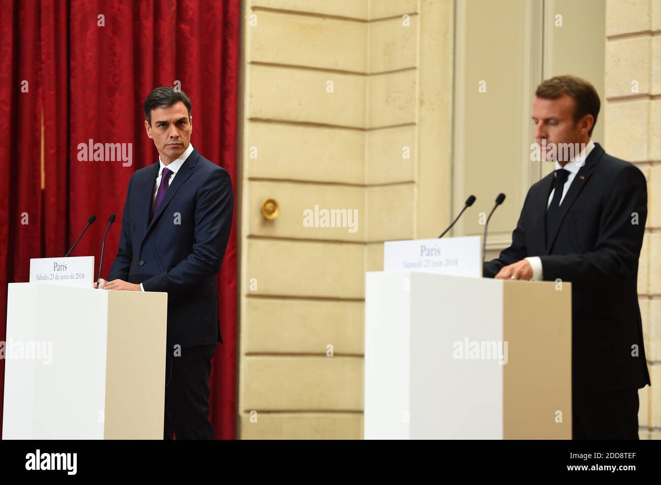 French President Emmanuel Macron and Spanish Prime Minister Pedro ...