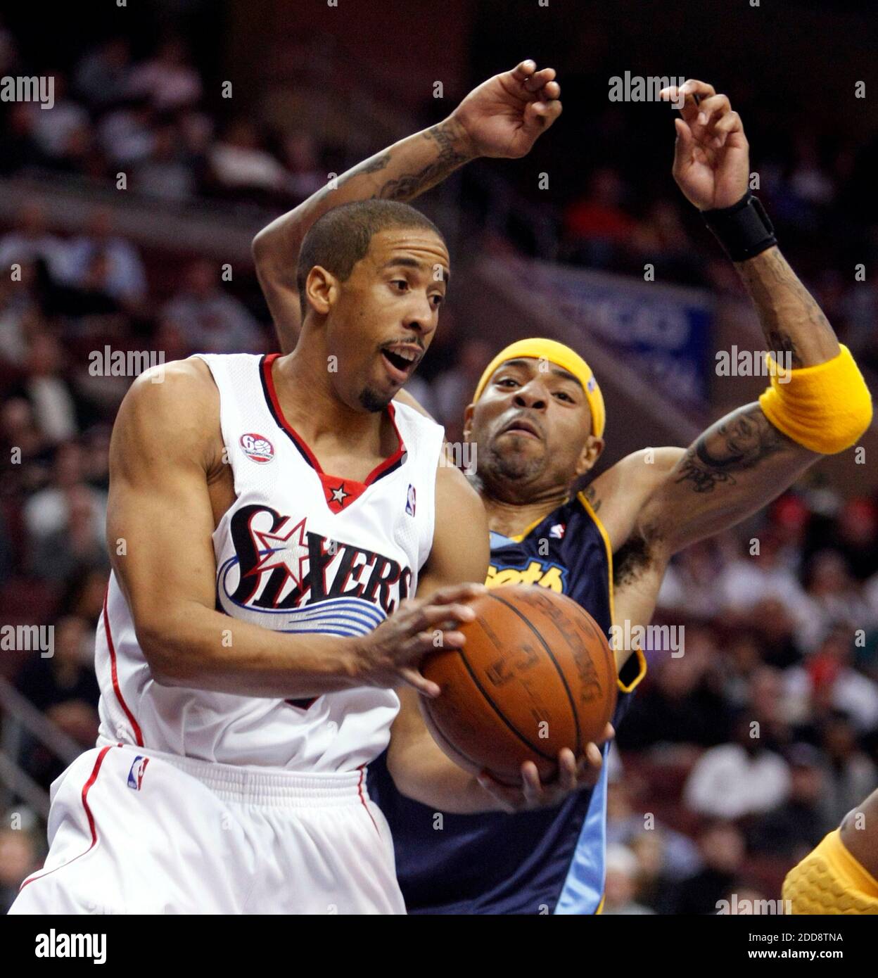 Kenyon martin hi-res stock photography and images - Alamy