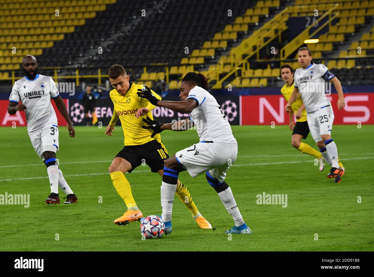 Simon deli hi-res stock photography and images - Alamy