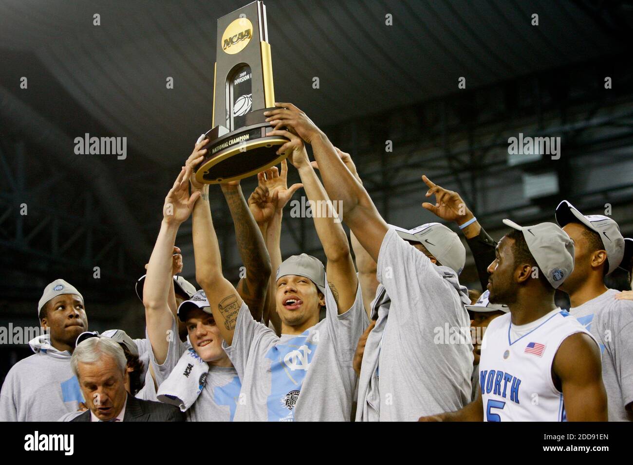 Ncaa basketball trophy hi-res stock photography and images - Alamy