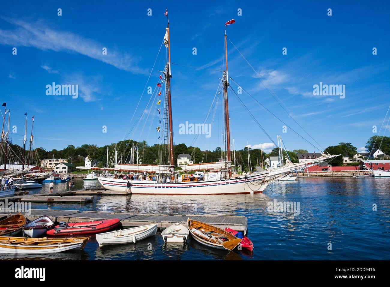 Camden wharf hi-res stock photography and images - Alamy